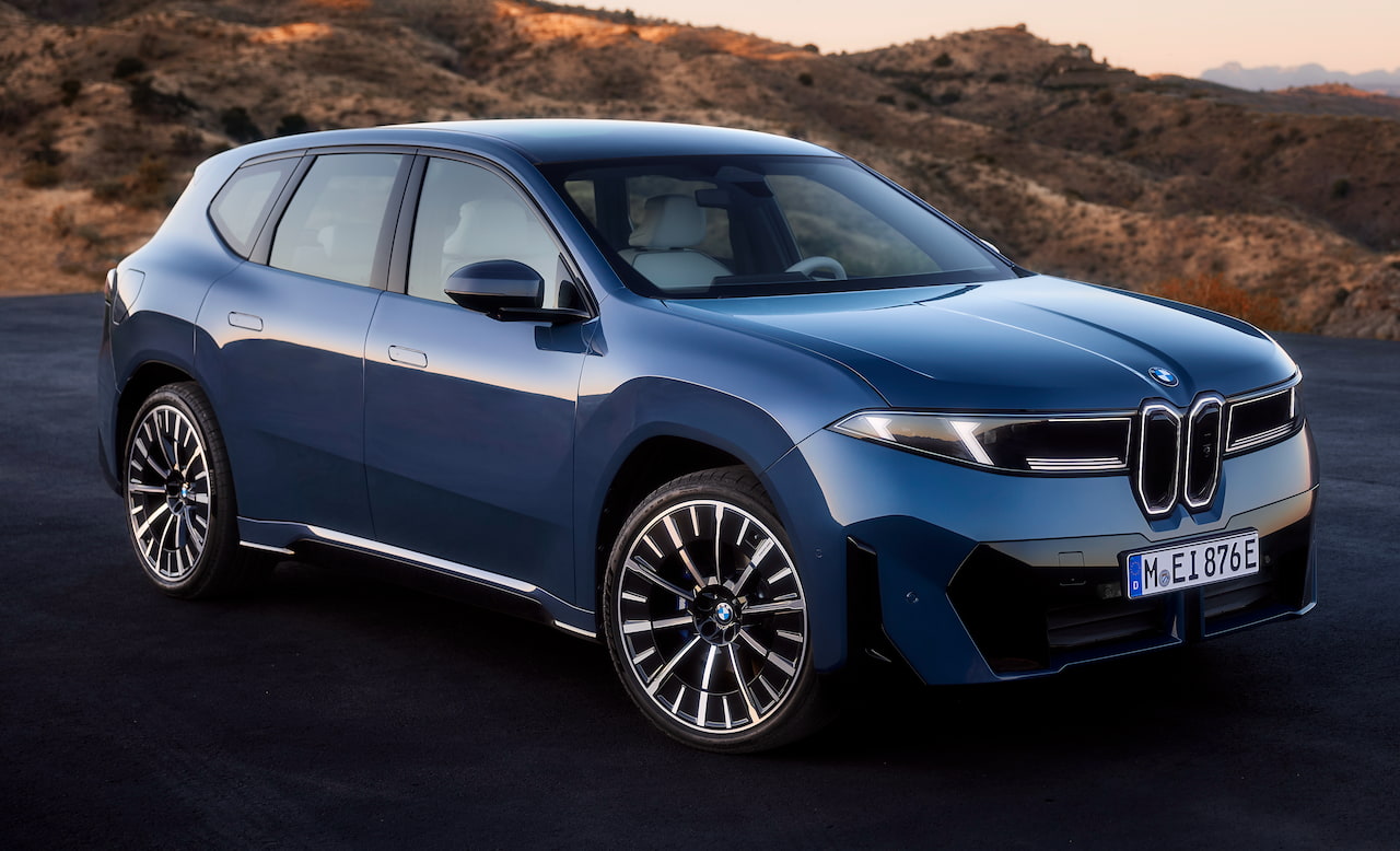 BMW iX3: la NEUE KLASSE debutta a Monaco